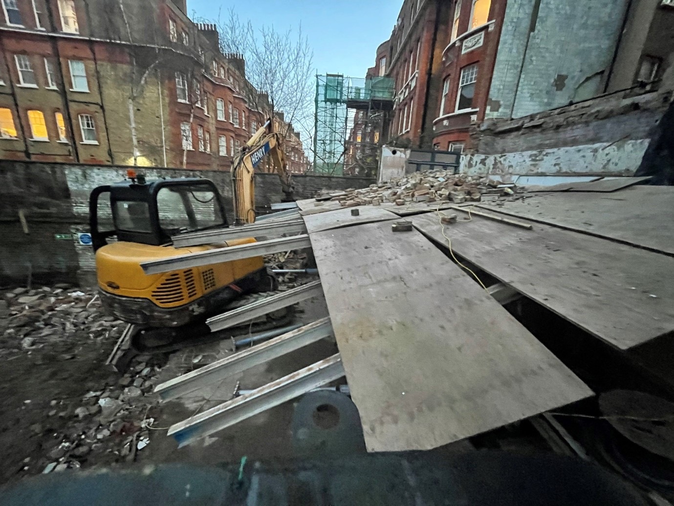 Building company fined £234,000 after worker falls from platform ...