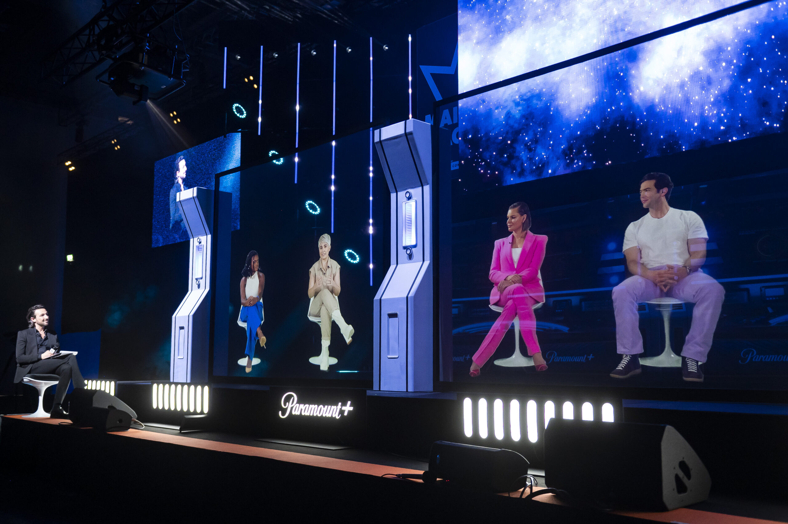 STAR TREK FANS IN AWE AFTER STARS BEAM INTO MCM COMIC CON LONDON’S ...