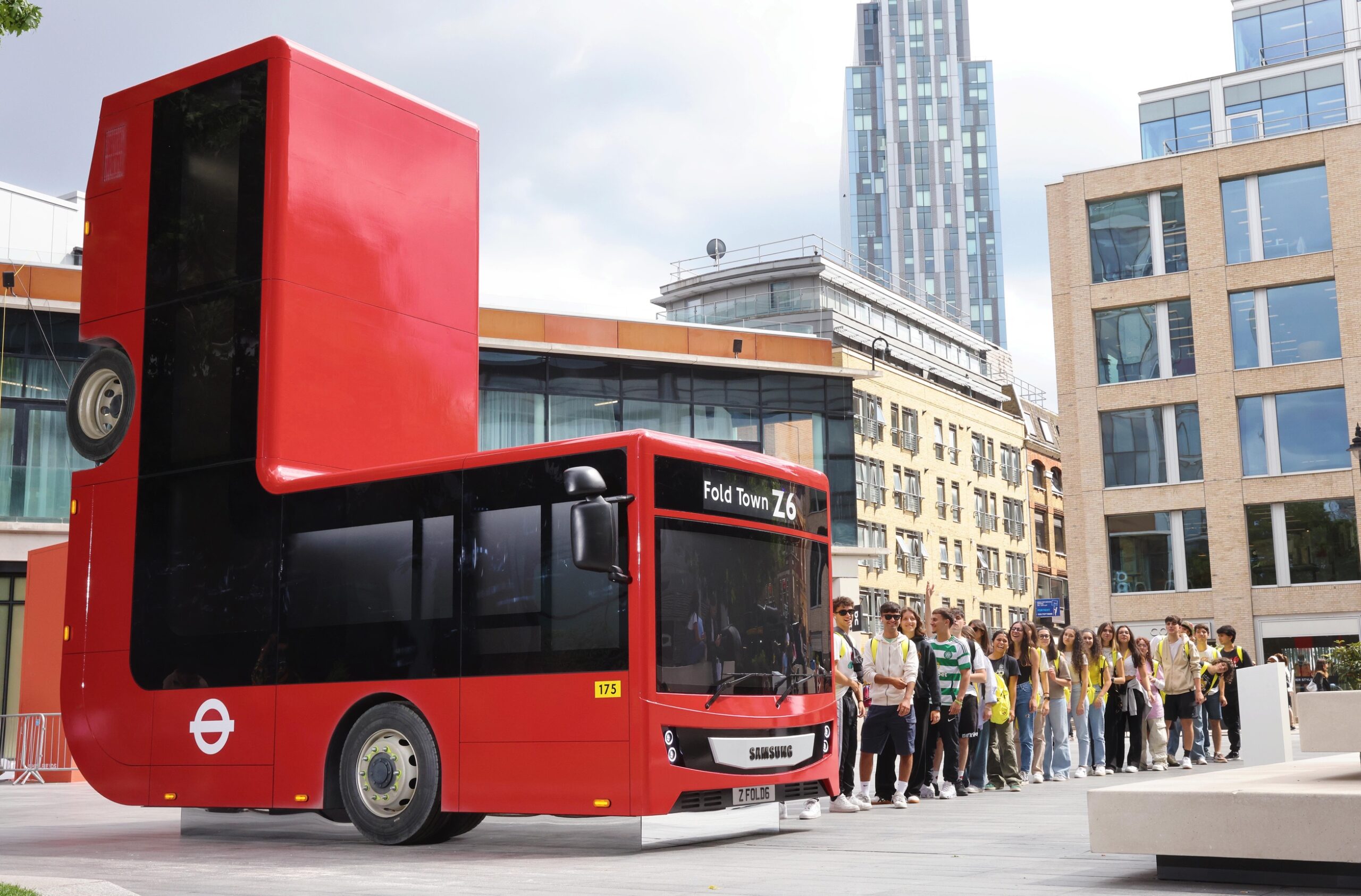 Folded London Bus Stops The Traffic! - London Post