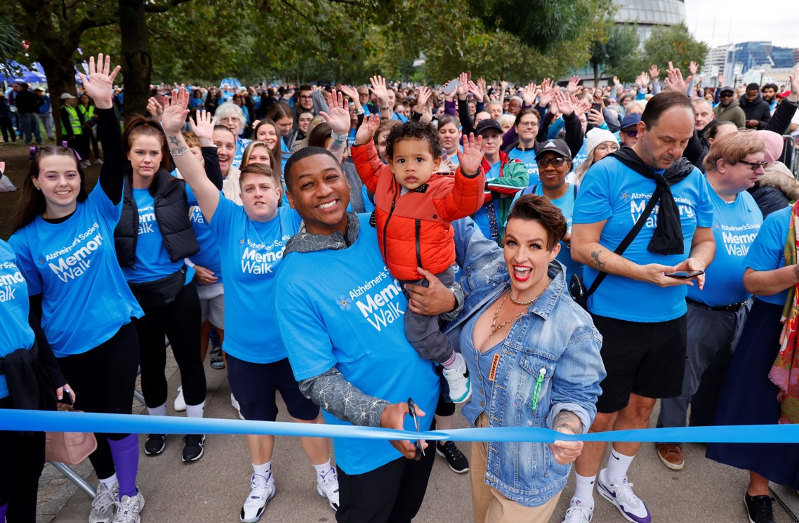 Radio DJ joins over 1,500 walkers at Alzheimer’s Society’s London ...