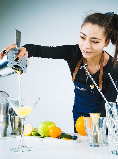 Take Your Office Party From Blah to Fun With Cocktail-Making Lessons ...