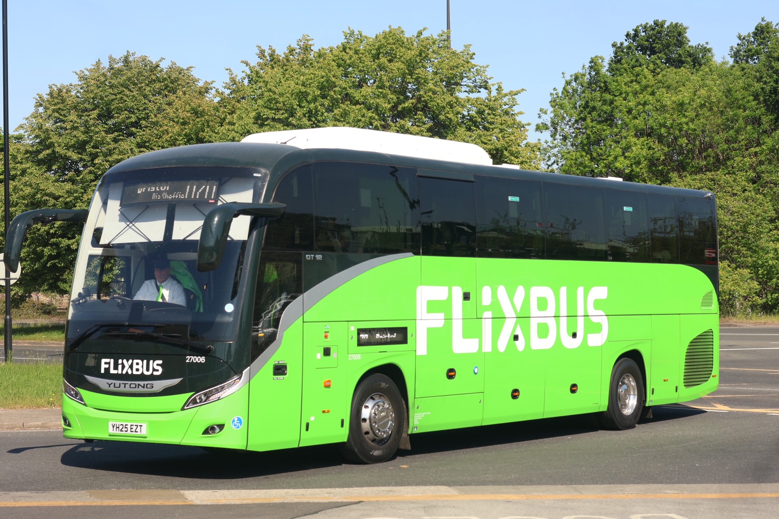 FlixBus launches new coach services connecting London to Brighton ...