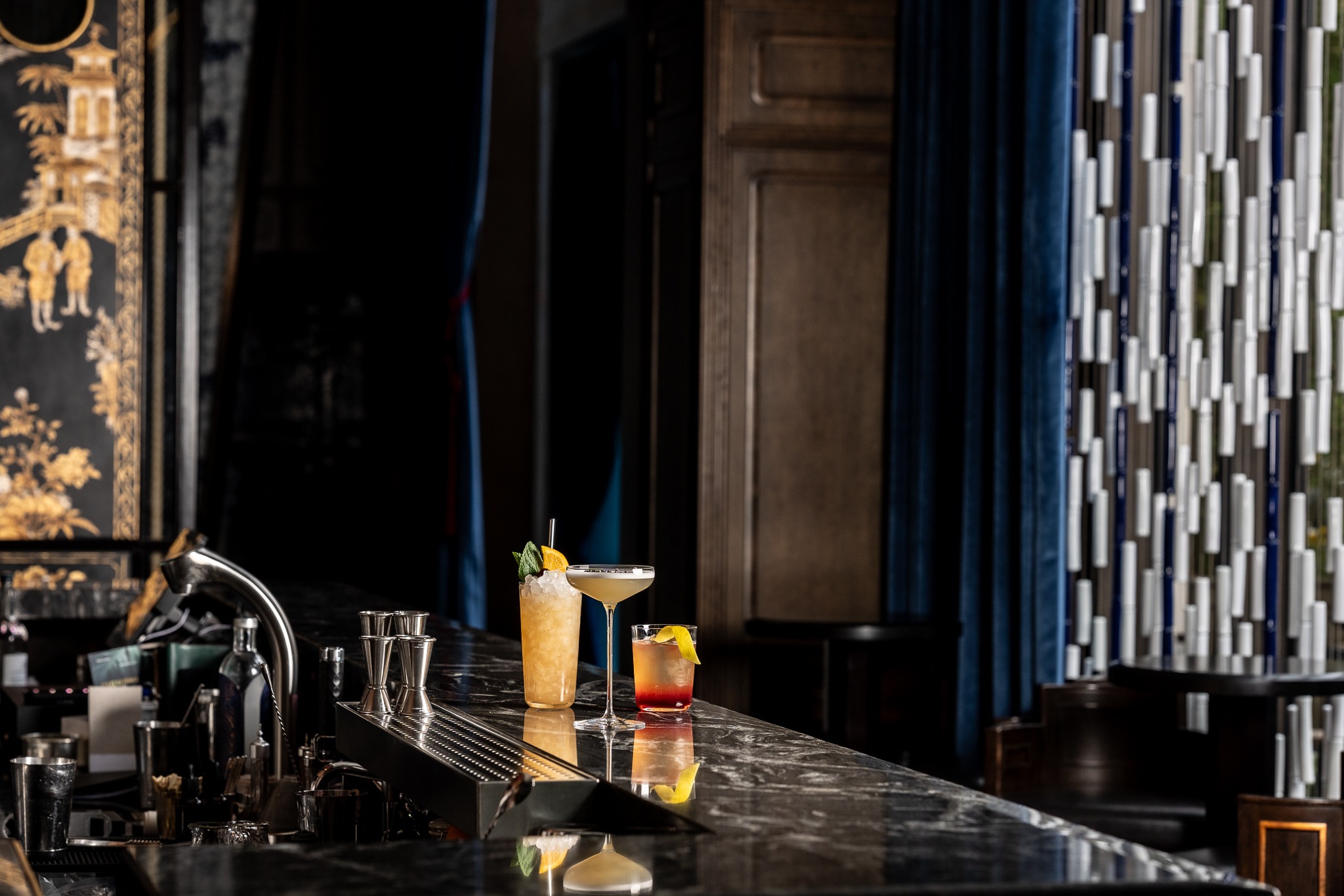 45 Asian bars, hidden speakeasies and £10 cocktails: a new free London ...